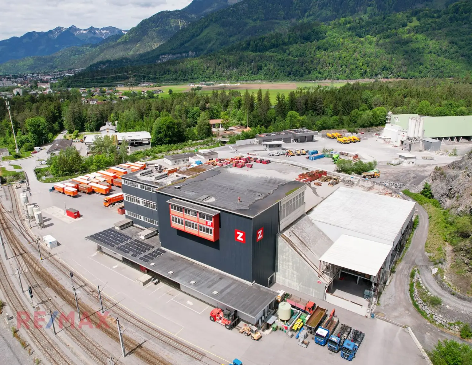 In diesen Flächen erfüllen sich alle Ihre Wünsche! - Lager zur Miete in ...