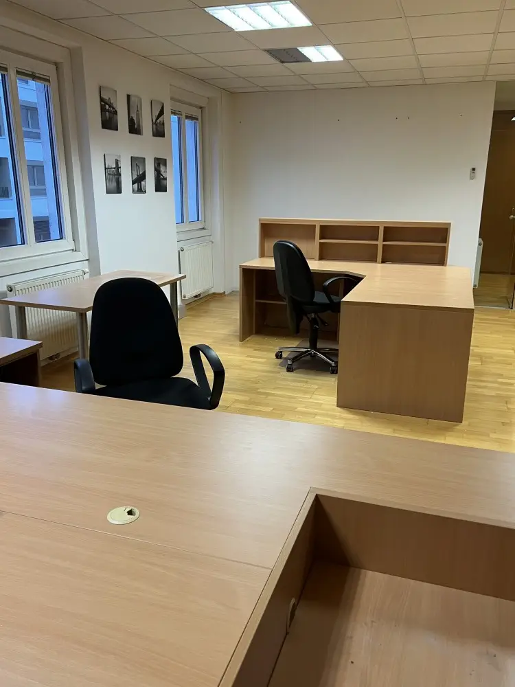 Modernes Büro in Top-Lage! - Büro zur Miete in 1100 Wien | EDLAUER ...